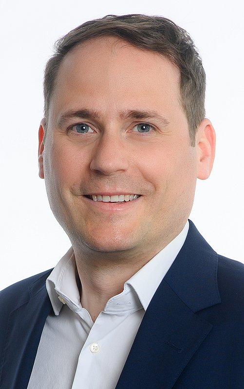 Alexander Weiss's Instagram, Twitter & Facebook on IDCrawl